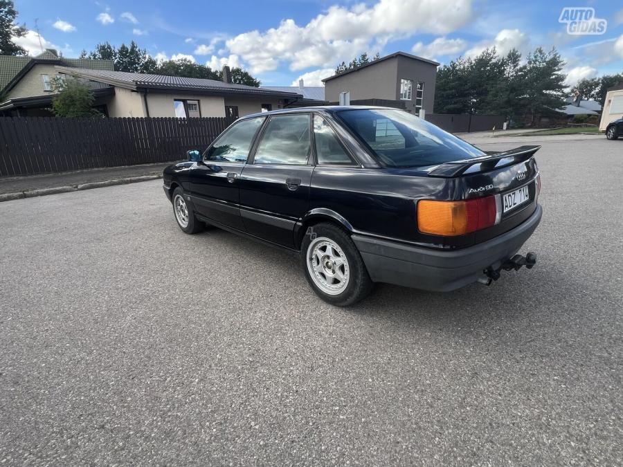 Blue Audi 80 1991 in Marijampole, with an engine capacity of 1.80 L and mileage of 295 thousand km for 1500 €, photo 6 on AUTOMOTO.COM.LV