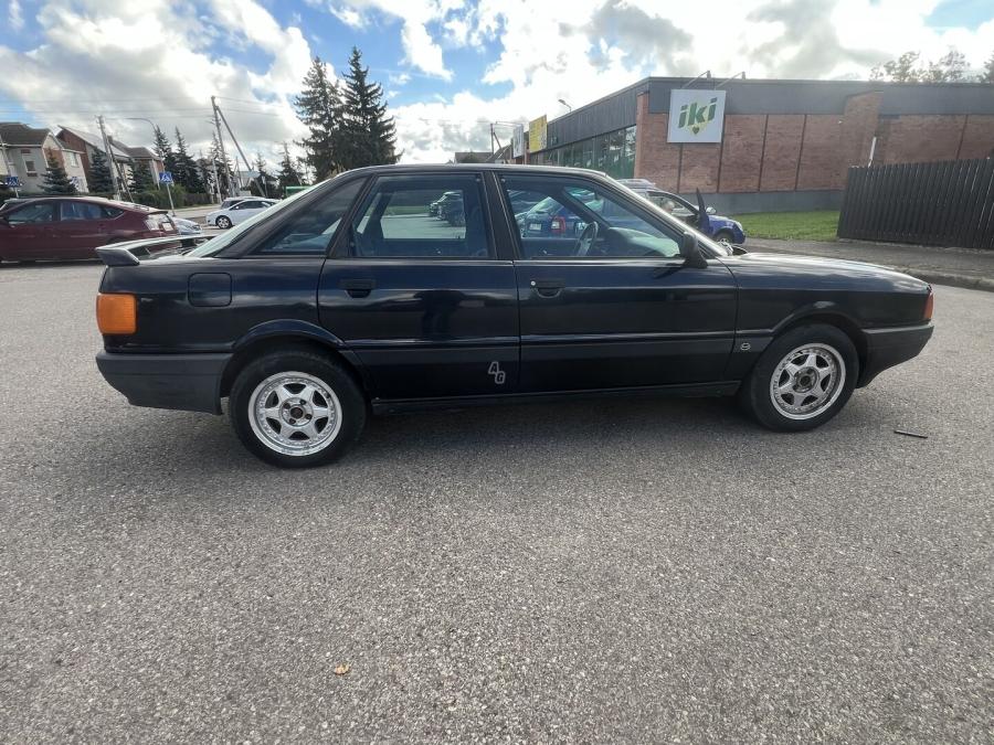Blue Audi 80 1991 in Marijampole, with an engine capacity of 1.80 L and mileage of 295 thousand km for 1500 €, photo 9 on AUTOMOTO.COM.LV