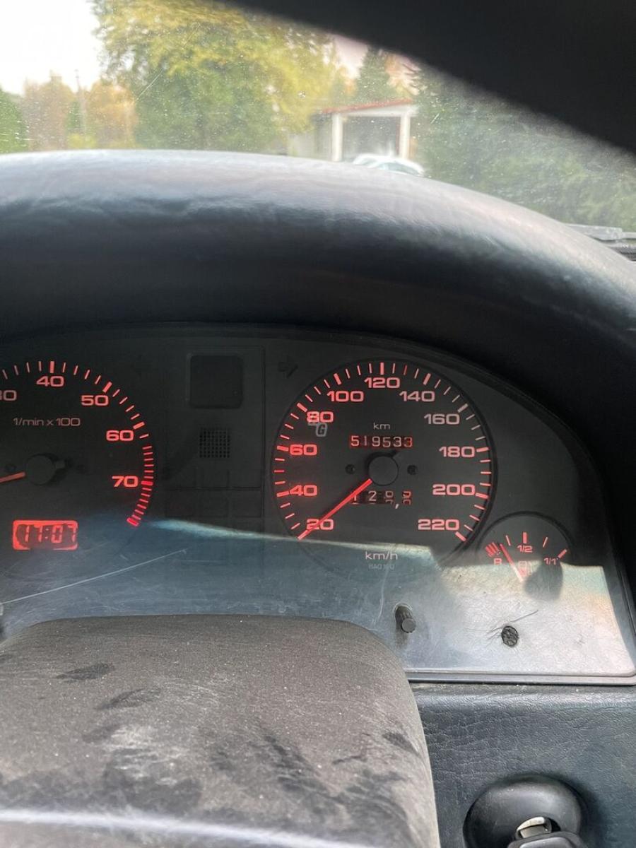 Синий Ауди 80 1991 в Утена, объемом двигателя 1.90 л и пробегом 520 тыс. км за 830 €, фото 10 на AUTOMOTO.COM.LV