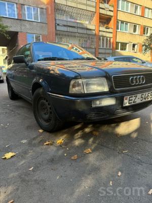 Blue Audi 80 1993 in Riga, with an engine capacity of 1.60 L and mileage of 289 thousand km for 600 €, photo 8 on AUTOMOTO.COM.LV