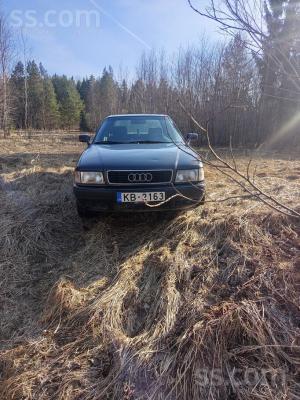 Blue Audi 80 1993 in Cesis, with an engine capacity of 1.90 L and mileage of 198 thousand km for 800 €, photo  on AUTOMOTO.COM.LV