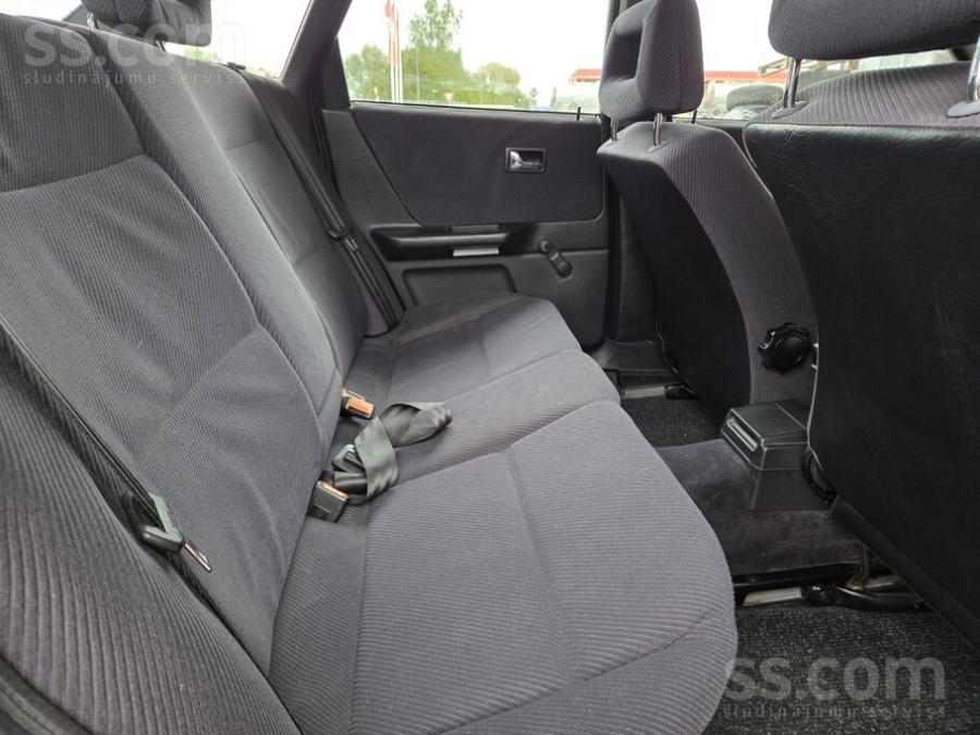 Zils Audi 80 1994 Bauska, ar dzinēja tilpumu 2.00 L un nobraukumu 0 tūkst. km par 2300 €, foto 8 vietnē AUTOMOTO.COM.LV