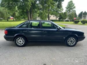 Zils Audi 80 1994 Rēzekne, ar dzinēja tilpumu 2.00 L un nobraukumu 331 tūkst. km par 950 €, foto 6 vietnē AUTOMOTO.COM.LV