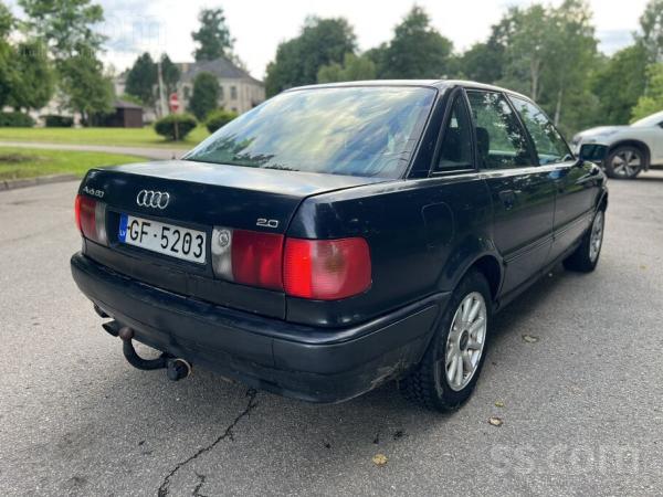 Zils Audi 80 1994 Rēzekne, ar dzinēja tilpumu 2.00 L un nobraukumu 331 tūkst. km par 950 €, foto 7 vietnē AUTOMOTO.COM.LV