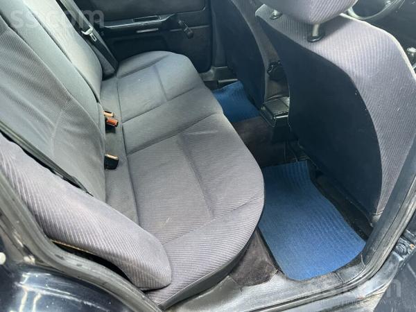 Zils Audi 80 1994 Rēzekne, ar dzinēja tilpumu 2.00 L un nobraukumu 331 tūkst. km par 950 €, foto 10 vietnē AUTOMOTO.COM.LV