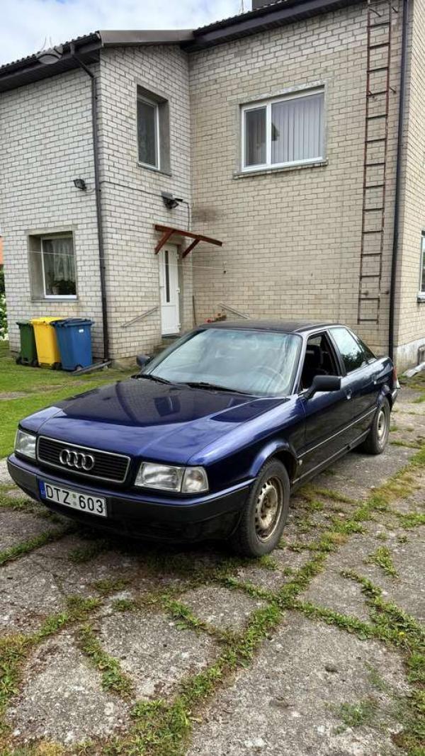 Blue Audi 80 1994 in Kretinga, with an engine capacity of 1.98 L and mileage of 183 thousand km for 2300 €, photo 1 on AUTOMOTO.COM.LV