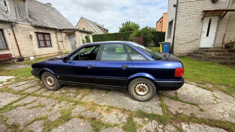 Zils Audi 80 1994 Kretinga, ar dzinēja tilpumu 1.98 L un nobraukumu 183 tūkst. km par 2300 €, foto 9 vietnē AUTOMOTO.COM.LV