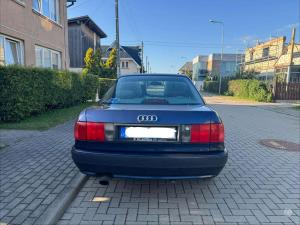 Zils Audi 80 1994 Klaipėda, ar dzinēja tilpumu 1.98 L un nobraukumu 221 tūkst. km par 550 €, foto 4 vietnē AUTOMOTO.COM.LV