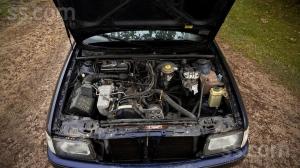 Blue Audi 80 1994 in Bauska, with an engine capacity of 2.00 L and mileage of 235 thousand km for 1400 €, photo 6 on AUTOMOTO.COM.LV