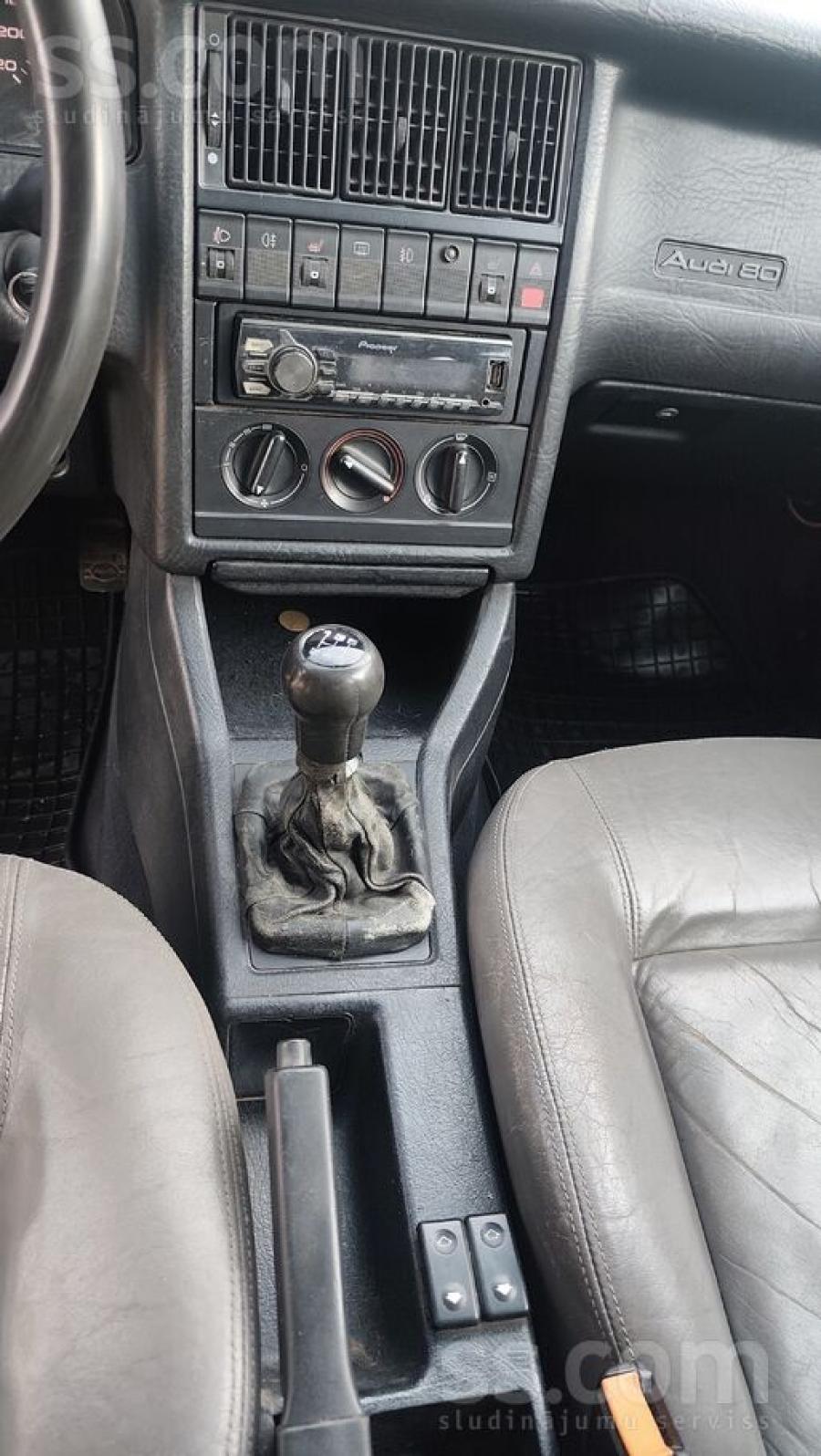 Zils Audi 80 1992 Daugavpils, ar dzinēja tilpumu 1.90 L un nobraukumu 468 tūkst. km par 1400 €, foto 9 vietnē AUTOMOTO.COM.LV