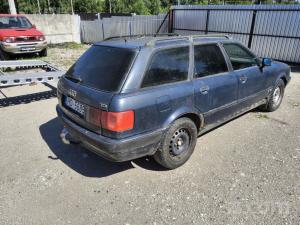 Blue Audi 80 1993 in Daugavpils, with an engine capacity of 1.90 L and mileage of 294 thousand km for 400 €, photo 4 on AUTOMOTO.COM.LV