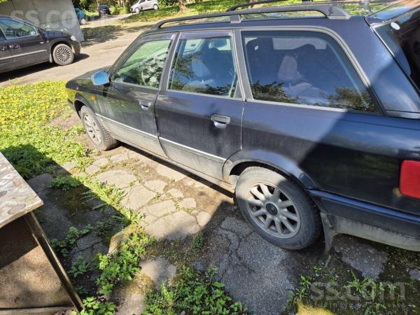 Zils Audi 80 1994 Rīga, ar dzinēja tilpumu 1.90 L un nobraukumu 360 tūkst. km par 500 €, foto 4 vietnē AUTOMOTO.COM.LV