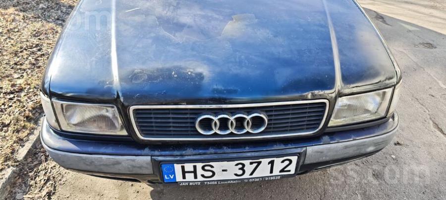 Zils Audi 80 1994 Rīga, ar dzinēja tilpumu 1.90 L un nobraukumu 400 tūkst. km par 900 €, foto 4 vietnē AUTOMOTO.COM.LV