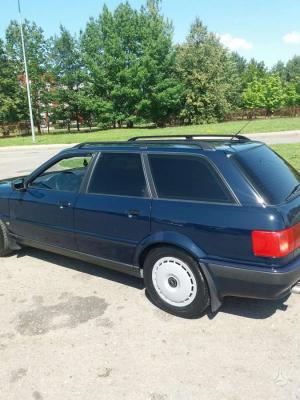 Blue Audi 80 1994 in Kaunas, with an engine capacity of 0.00 L and mileage of 290 thousand km for 1350 €, photo 3 on AUTOMOTO.COM.LV