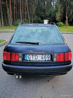 Zils Audi 80 1994 Visaginas, ar dzinēja tilpumu 1.90 L un nobraukumu 348 tūkst. km par 1000 €, foto 7 vietnē AUTOMOTO.COM.LV