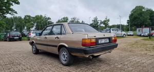 Brown Audi 80 1985 in Valmiera, with an engine capacity of 1.60 L and mileage of 314 thousand km for 1000 €, photo 5 on AUTOMOTO.COM.LV