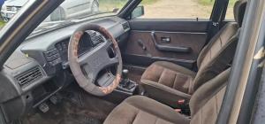 Brown Audi 80 1985 in Valmiera, with an engine capacity of 1.60 L and mileage of 314 thousand km for 1000 €, photo 9 on AUTOMOTO.COM.LV