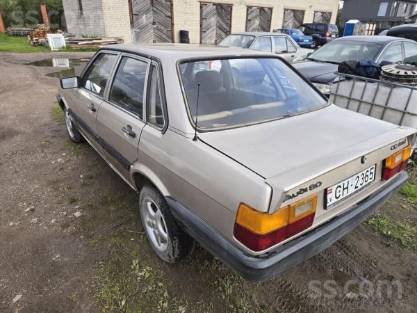 Brūns Audi 80 1985 Ventspils, ar dzinēja tilpumu 1.90 L un nobraukumu 351 tūkst. km par 750 €, foto 4 vietnē AUTOMOTO.COM.LV