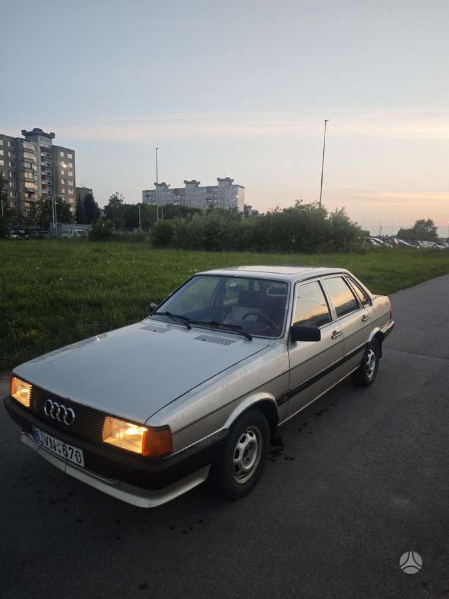Brūns Audi 80 1986 Kauņa, ar dzinēja tilpumu 1.76 L un nobraukumu 356 tūkst. km par 950 €, foto 1 vietnē AUTOMOTO.COM.LV