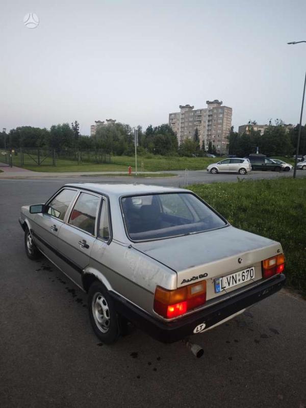 Brown Audi 80 1986 in Kaunas, with an engine capacity of 1.76 L and mileage of 356 thousand km for 950 €, photo 5 on AUTOMOTO.COM.LV