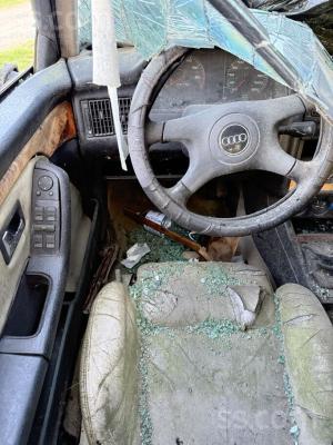 Brūns Audi 80 1989 Gulbene, ar dzinēja tilpumu 1.90 L un nobraukumu 353 tūkst. km par 400 €, foto 7 vietnē AUTOMOTO.COM.LV