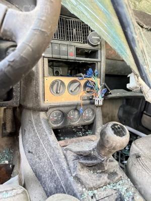 Brūns Audi 80 1989 Gulbene, ar dzinēja tilpumu 1.90 L un nobraukumu 353 tūkst. km par 400 €, foto 8 vietnē AUTOMOTO.COM.LV