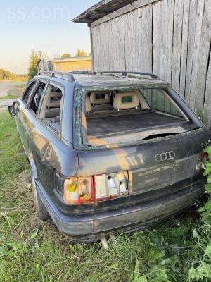 Brūns Audi 80 1989 Gulbene, ar dzinēja tilpumu 1.90 L un nobraukumu 353 tūkst. km par 400 €, foto 9 vietnē AUTOMOTO.COM.LV