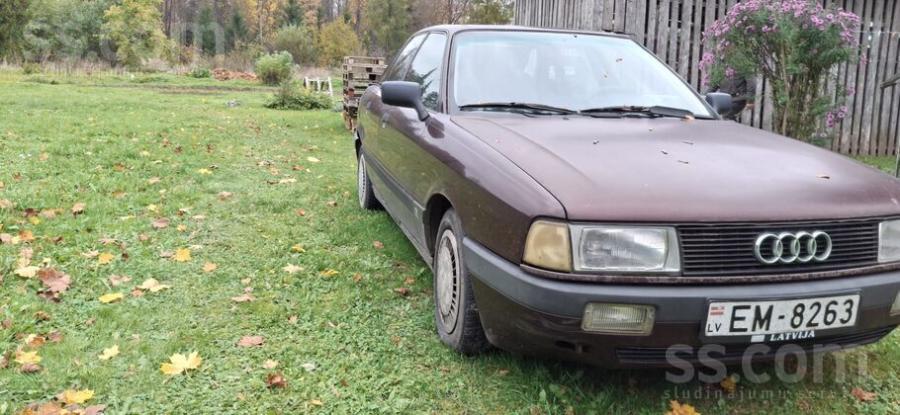 Brown Audi 80 1991 in Riga, with an engine capacity of 1.80 L and mileage of 375 thousand km for 400 €, photo 5 on AUTOMOTO.COM.LV
