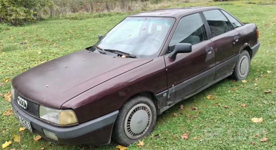 Brown Audi 80 1991 in Riga, with an engine capacity of 1.80 L and mileage of 375 thousand km for 400 €, photo 6 on AUTOMOTO.COM.LV