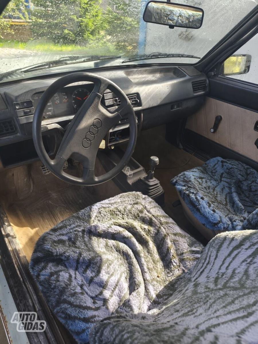 Audi 80 1985 Šilalė, ar dzinēja tilpumu 1.60 L un nobraukumu 163 tūkst. km par 5000 €, foto 12 vietnē AUTOMOTO.COM.LV