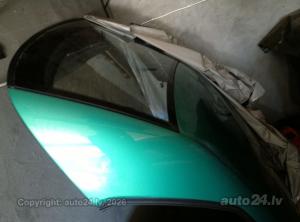 Zaļš Audi 80 1994 Tallina, ar dzinēja tilpumu 2.60 L un nobraukumu 105 tūkst. km par 9599 €, foto  vietnē AUTOMOTO.COM.LV