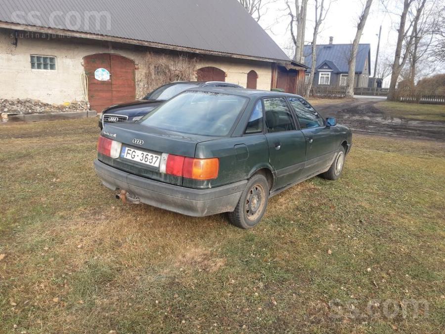 Green Audi 80 1990 in Tukums, with an engine capacity of 1.60 L and mileage of 222 thousand km for 1150 €, photo 6 on AUTOMOTO.COM.LV