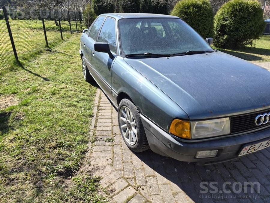 Green Audi 80 1990 in Talsi, with an engine capacity of 1.60 L and mileage of 247 thousand km for 900 €, photo 3 on AUTOMOTO.COM.LV