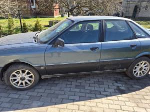 Green Audi 80 1990 in Talsi, with an engine capacity of 1.60 L and mileage of 247 thousand km for 900 €, photo 5 on AUTOMOTO.COM.LV