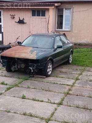 Green Audi 80 1990 in Preili, with an engine capacity of 2.00 L and mileage of 260 thousand km for 1500 €, photo 3 on AUTOMOTO.COM.LV