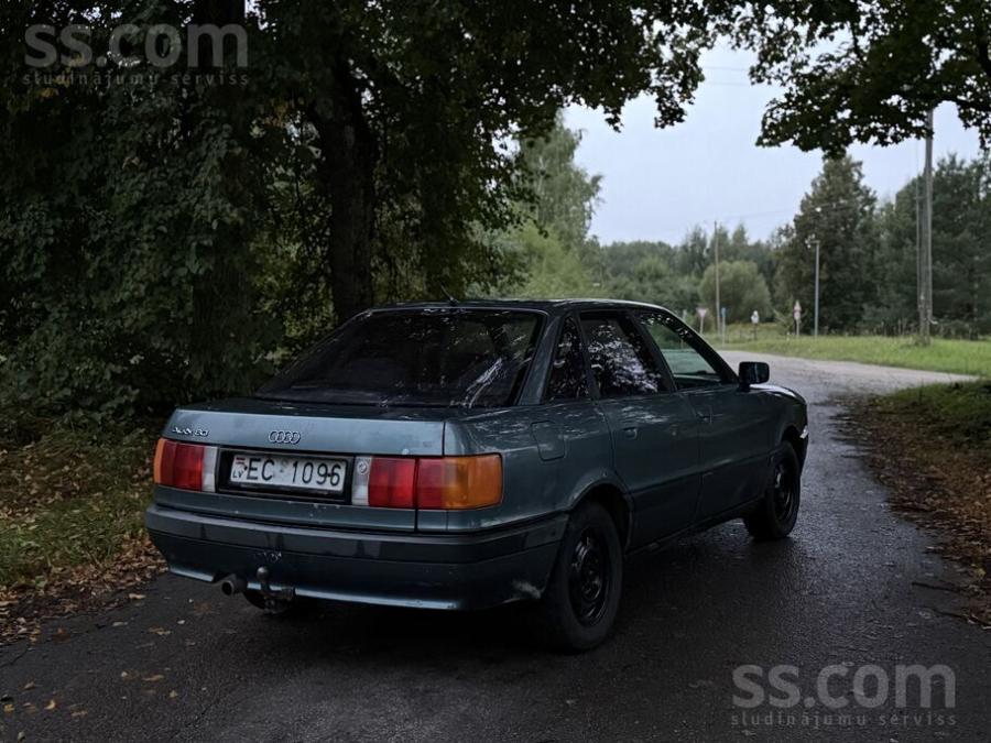 Green Audi 80 1990 in Kuldiga, with an engine capacity of 1.80 L and mileage of 333 thousand km for 750 €, photo 3 on AUTOMOTO.COM.LV