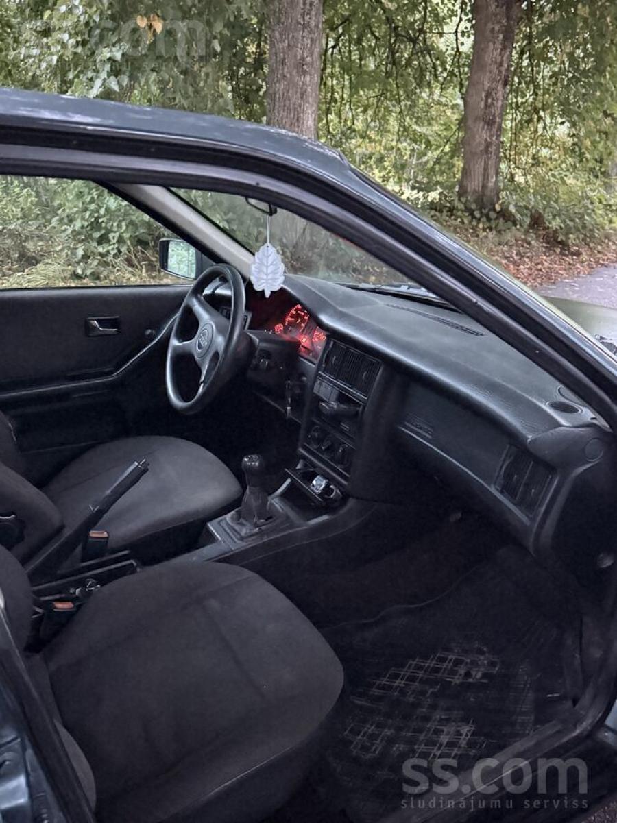 Green Audi 80 1990 in Kuldiga, with an engine capacity of 1.80 L and mileage of 333 thousand km for 750 €, photo 7 on AUTOMOTO.COM.LV