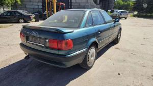 Green Audi 80 1991 in Vilnius, with an engine capacity of 1.98 L and mileage of 250 thousand km for 550 €, photo 3 on AUTOMOTO.COM.LV