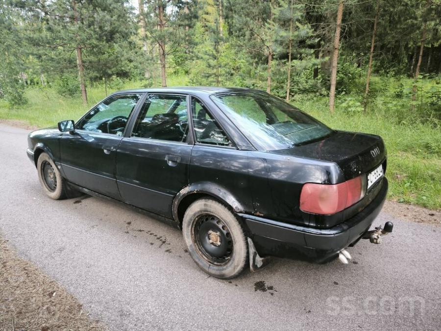 Zaļš Audi 80 1992 Rēzekne, ar dzinēja tilpumu 1.90 L un nobraukumu 604 tūkst. km par 590 €, foto 6 vietnē AUTOMOTO.COM.LV