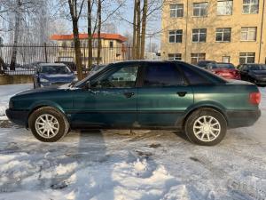 Zaļš Audi 80 1992 Rīga, ar dzinēja tilpumu 2.30 L un nobraukumu 291 tūkst. km par 1100 €, foto 4 vietnē AUTOMOTO.COM.LV