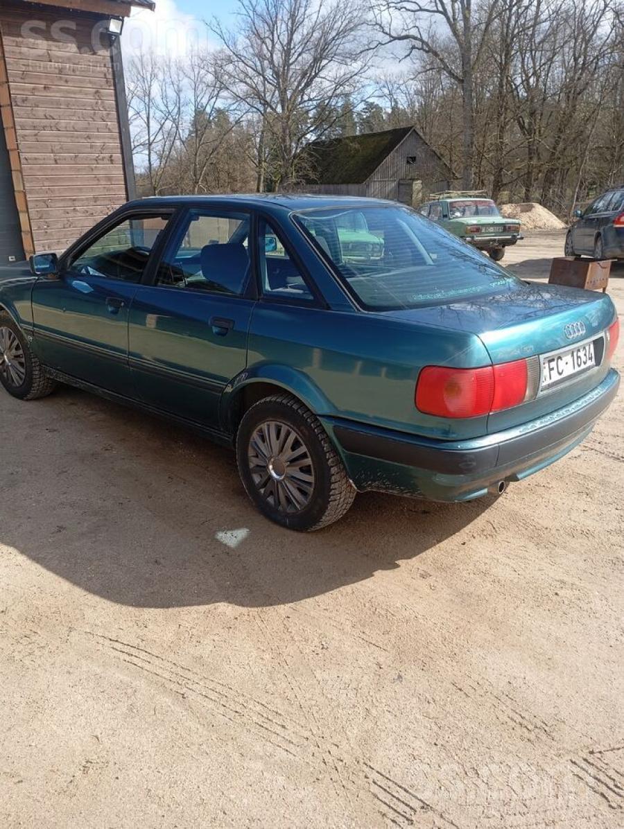 Green Audi 80 1992 in Madona, with an engine capacity of 2.00 L and mileage of 308 thousand km for 800 €, photo 6 on AUTOMOTO.COM.LV