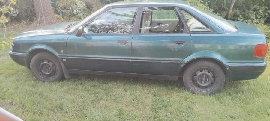 Zaļš Audi 80 1992 Kauņa, ar dzinēja tilpumu 1.98 L un nobraukumu 150 tūkst. km par 850 €, foto 4 vietnē AUTOMOTO.COM.LV
