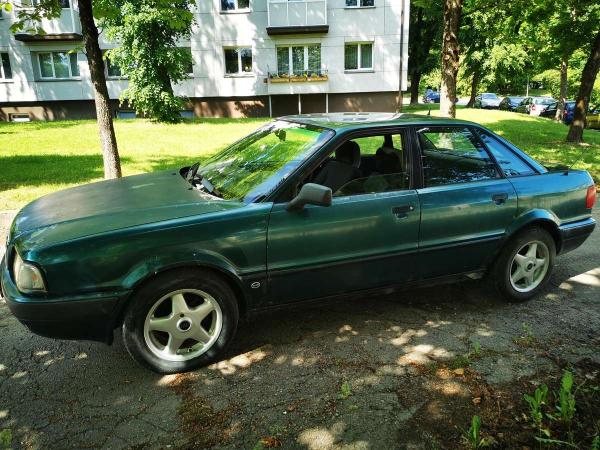 Zaļš Audi 80 1993 Kauņa, ar dzinēja tilpumu 2.00 L un nobraukumu 299 tūkst. km par 666 €, foto 2 vietnē AUTOMOTO.COM.LV