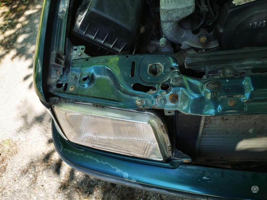 Zaļš Audi 80 1993 Kauņa, ar dzinēja tilpumu 2.00 L un nobraukumu 299 tūkst. km par 666 €, foto 17 vietnē AUTOMOTO.COM.LV