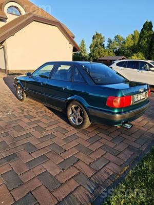 Zaļš Audi 80 1993 Liepāja, ar dzinēja tilpumu 2.60 L un nobraukumu 329 tūkst. km par 1750 €, foto 1 vietnē AUTOMOTO.COM.LV
