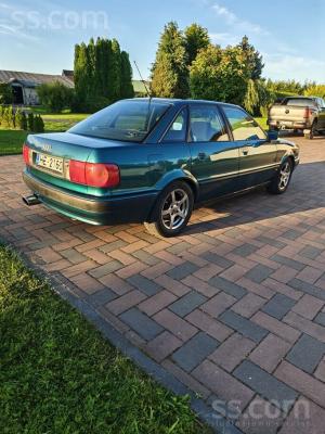 Zaļš Audi 80 1993 Liepāja, ar dzinēja tilpumu 2.60 L un nobraukumu 329 tūkst. km par 1750 €, foto 4 vietnē AUTOMOTO.COM.LV