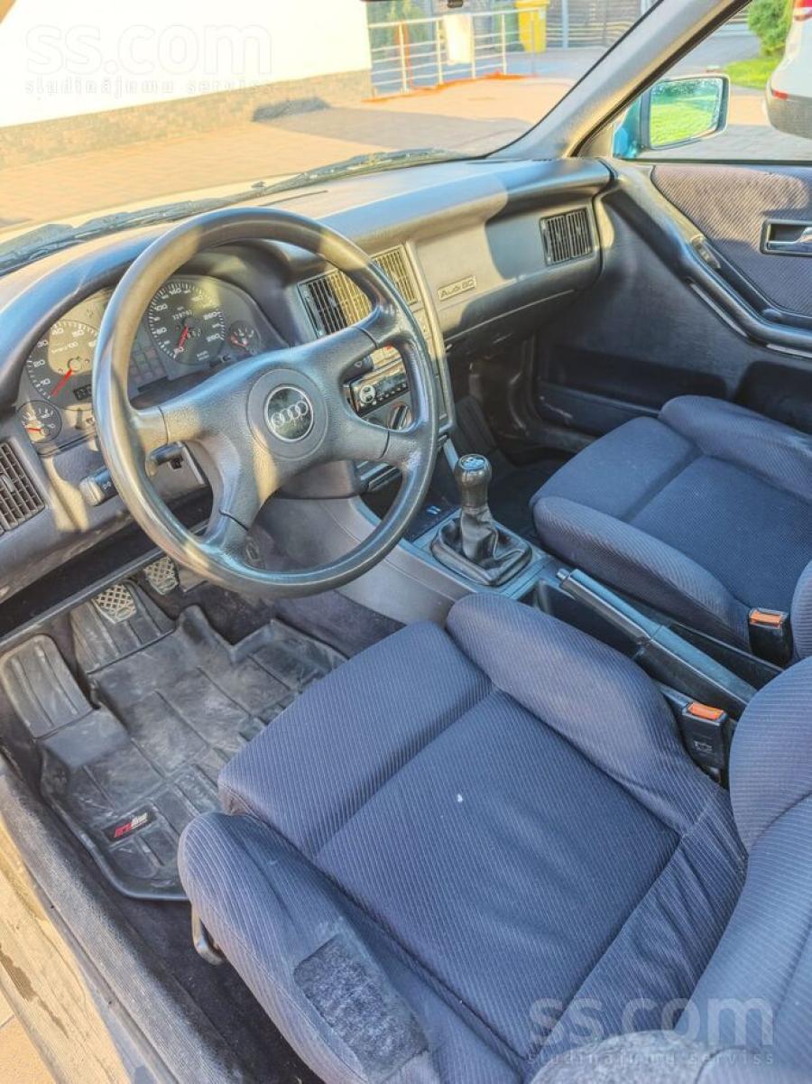 Zaļš Audi 80 1993 Liepāja, ar dzinēja tilpumu 2.60 L un nobraukumu 329 tūkst. km par 1750 €, foto 6 vietnē AUTOMOTO.COM.LV