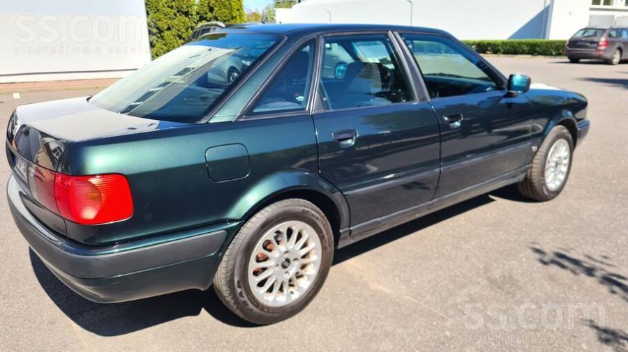 Zaļš Audi 80 1994 Rīga, ar dzinēja tilpumu 2.00 L un nobraukumu 267 tūkst. km par 1700 €, foto 2 vietnē AUTOMOTO.COM.LV