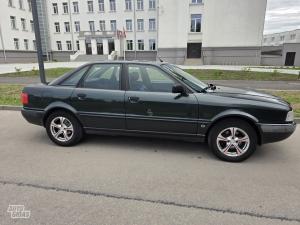 Green Audi 80 1994 in Jurbarkas, with an engine capacity of 2.00 L and mileage of 275 thousand km for 900 €, photo 3 on AUTOMOTO.COM.LV