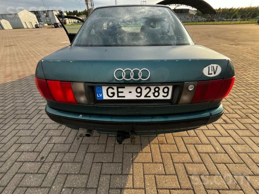 Zaļš Audi 80 1994 Valmiera, ar dzinēja tilpumu 2.00 L un nobraukumu 0 tūkst. km par 950 €, foto 3 vietnē AUTOMOTO.COM.LV